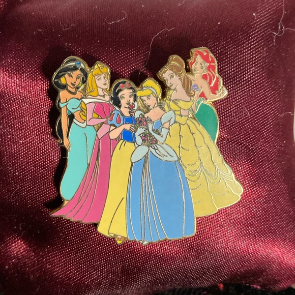 Disney | Jewelry | Disney Pin 6 Starring Ladies Of Disney Films Snow ...